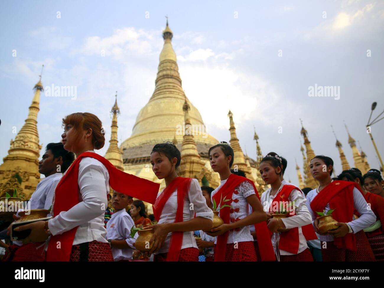 Myanmar lunar calendar hi-res stock photography and images - Alamy