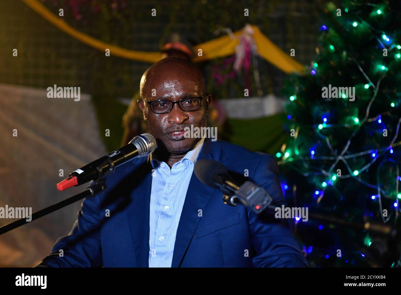 Outgoing chairperson hi-res stock photography and images - Alamy