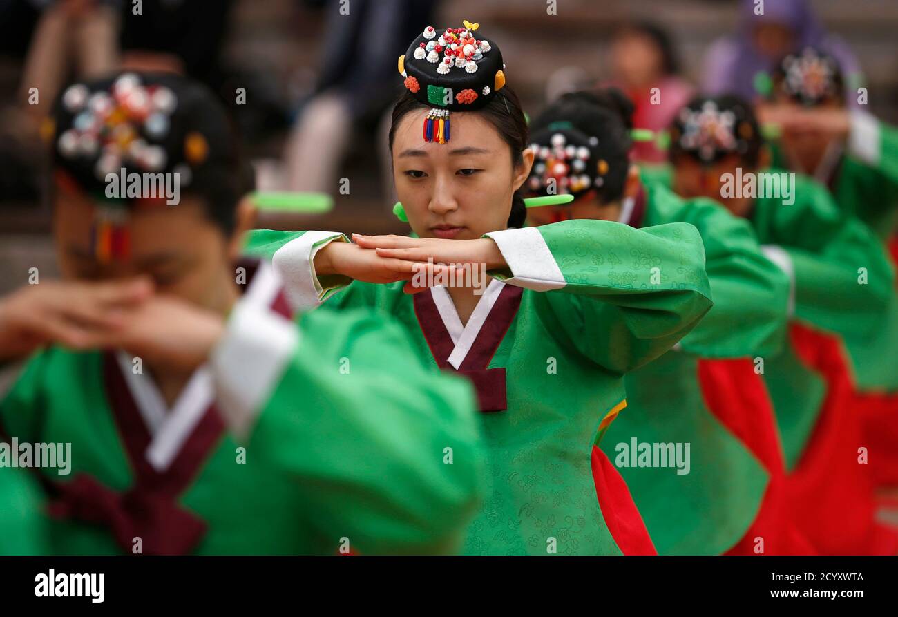 South korea ji young hi-res stock photography and images - Alamy