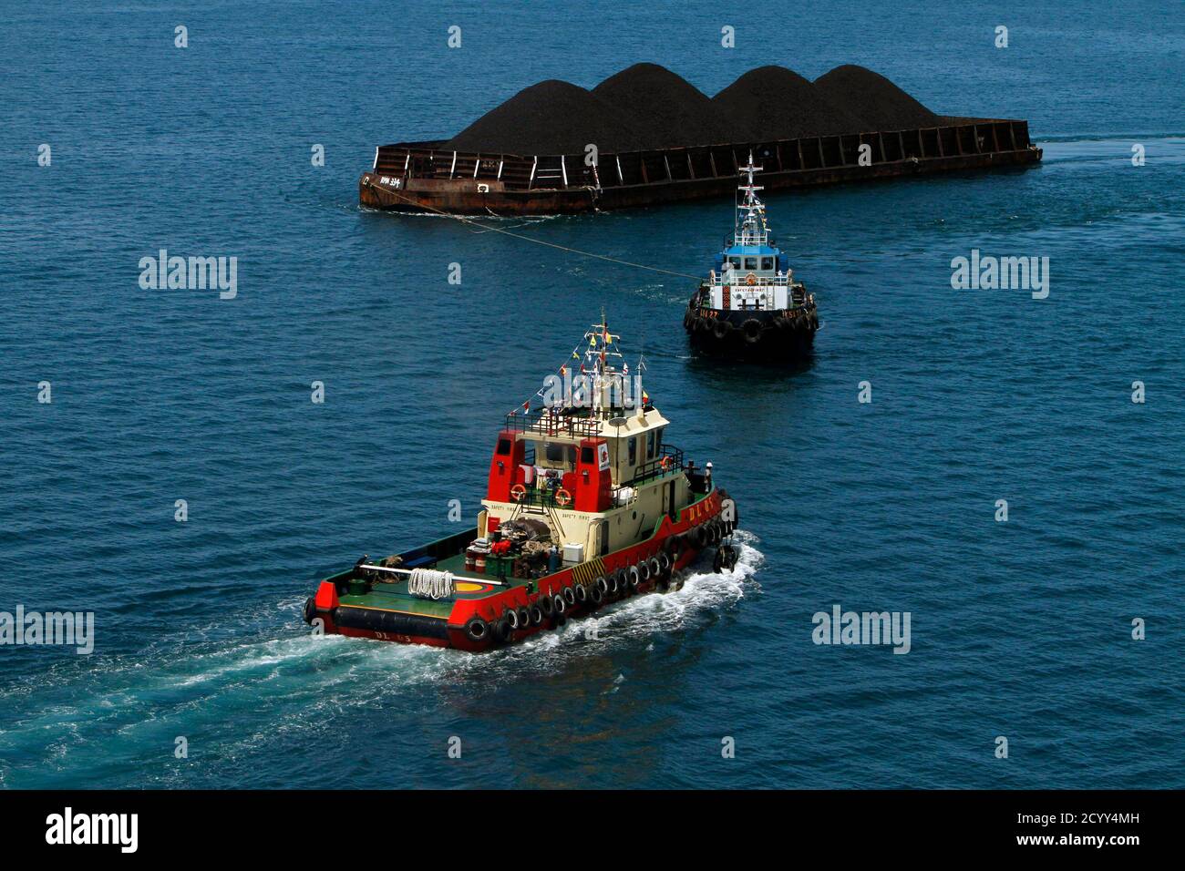 China indonesia coal hi-res stock photography and images - Alamy