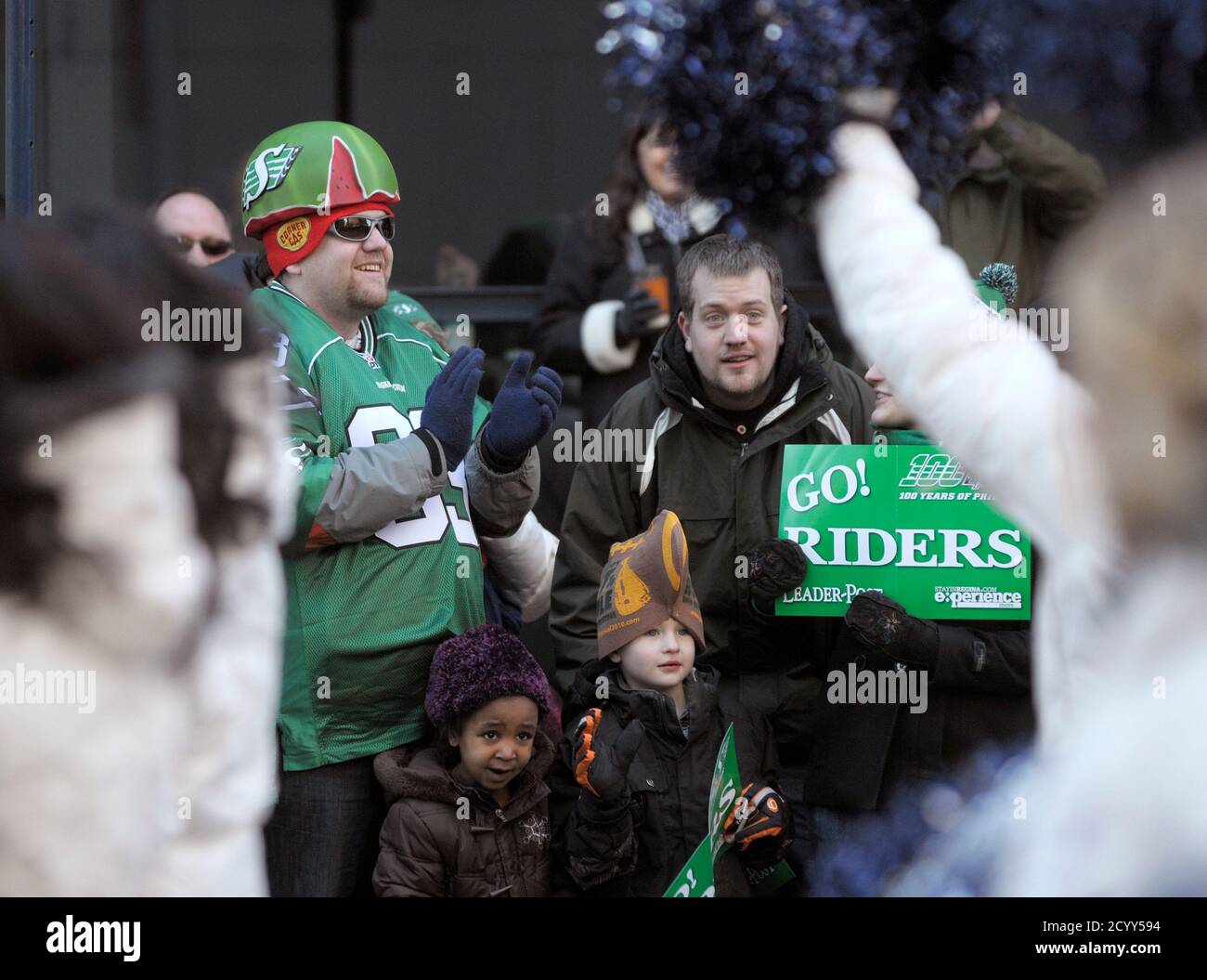 Saskatchewan roughrider fans hi-res stock photography and images - Alamy