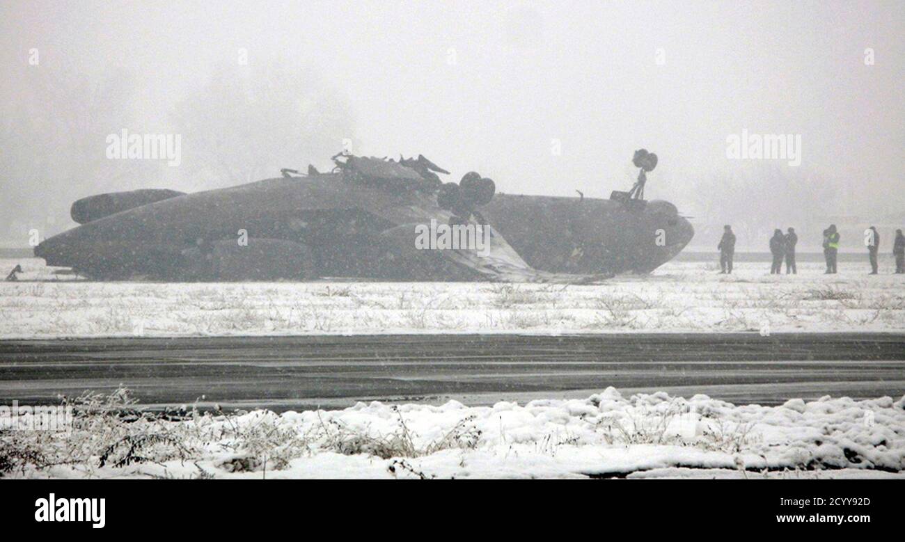 Tupolev tu 134 hi-res stock photography and images - Alamy