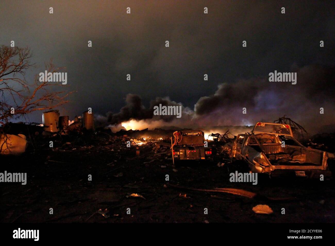 Waco 100 hi-res stock photography and images - Alamy