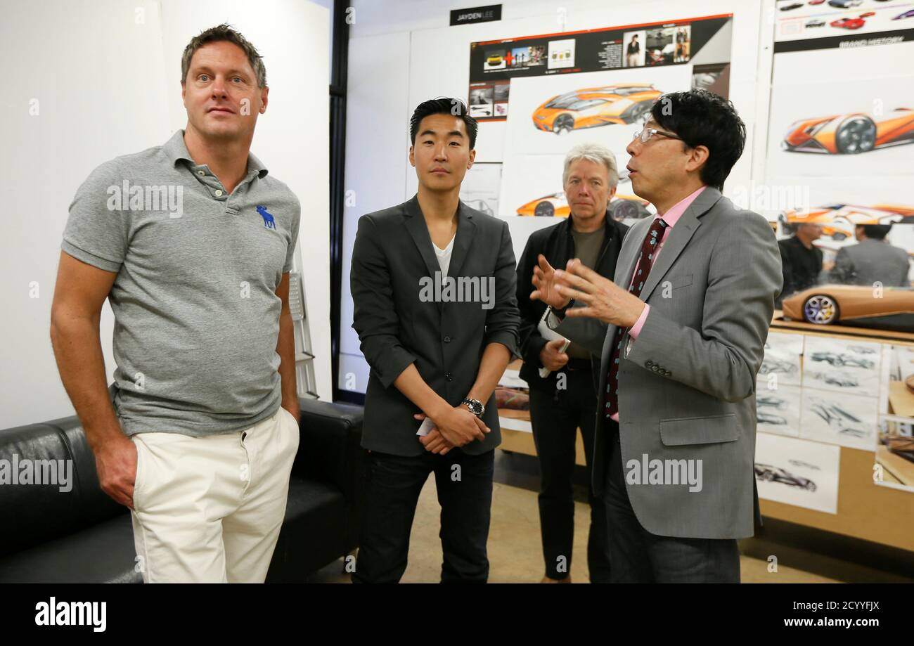 Mercedes benz r class hi-res stock photography and images - Alamy