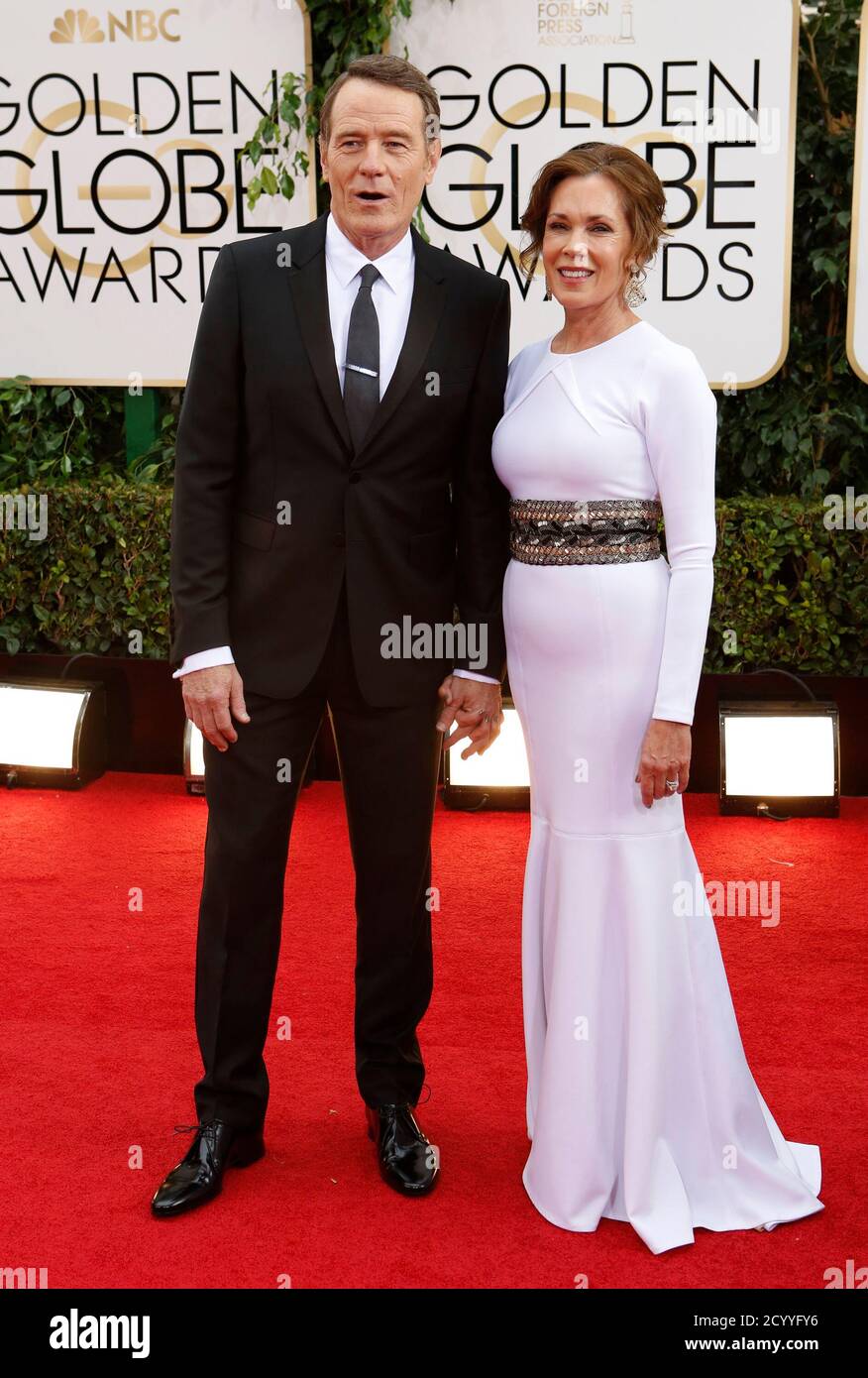 Bryan cranston and wife hi-res stock photography and images - Alamy