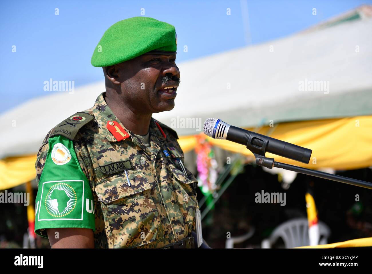 Gen. James Nakibus Lakara, AMISOM Deputy Force Commander, speaks to ...