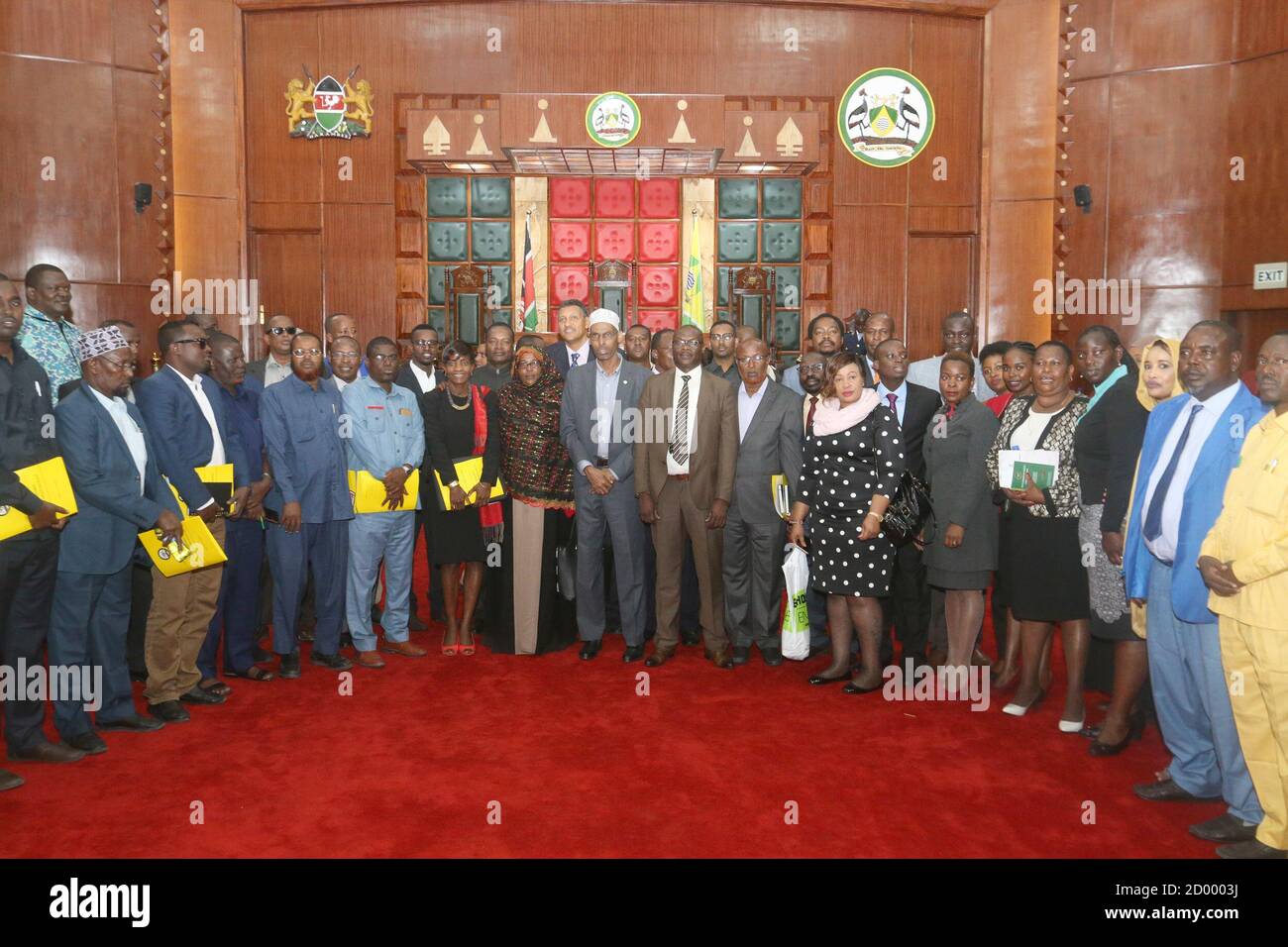 Members of the Hirshabelle Regional Assembly pose for a group photo ...