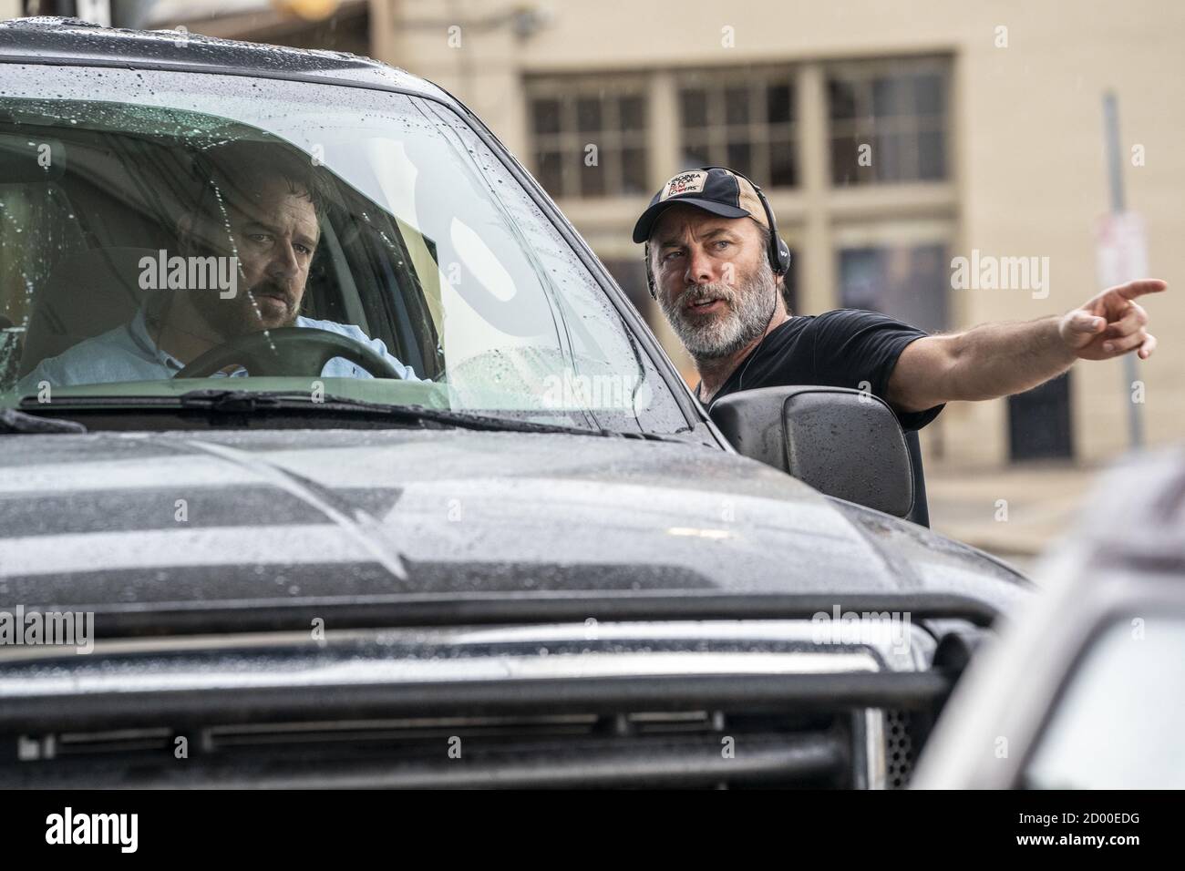 USA. Director- Derrick Borte and Russell Crowe on the set of the ...