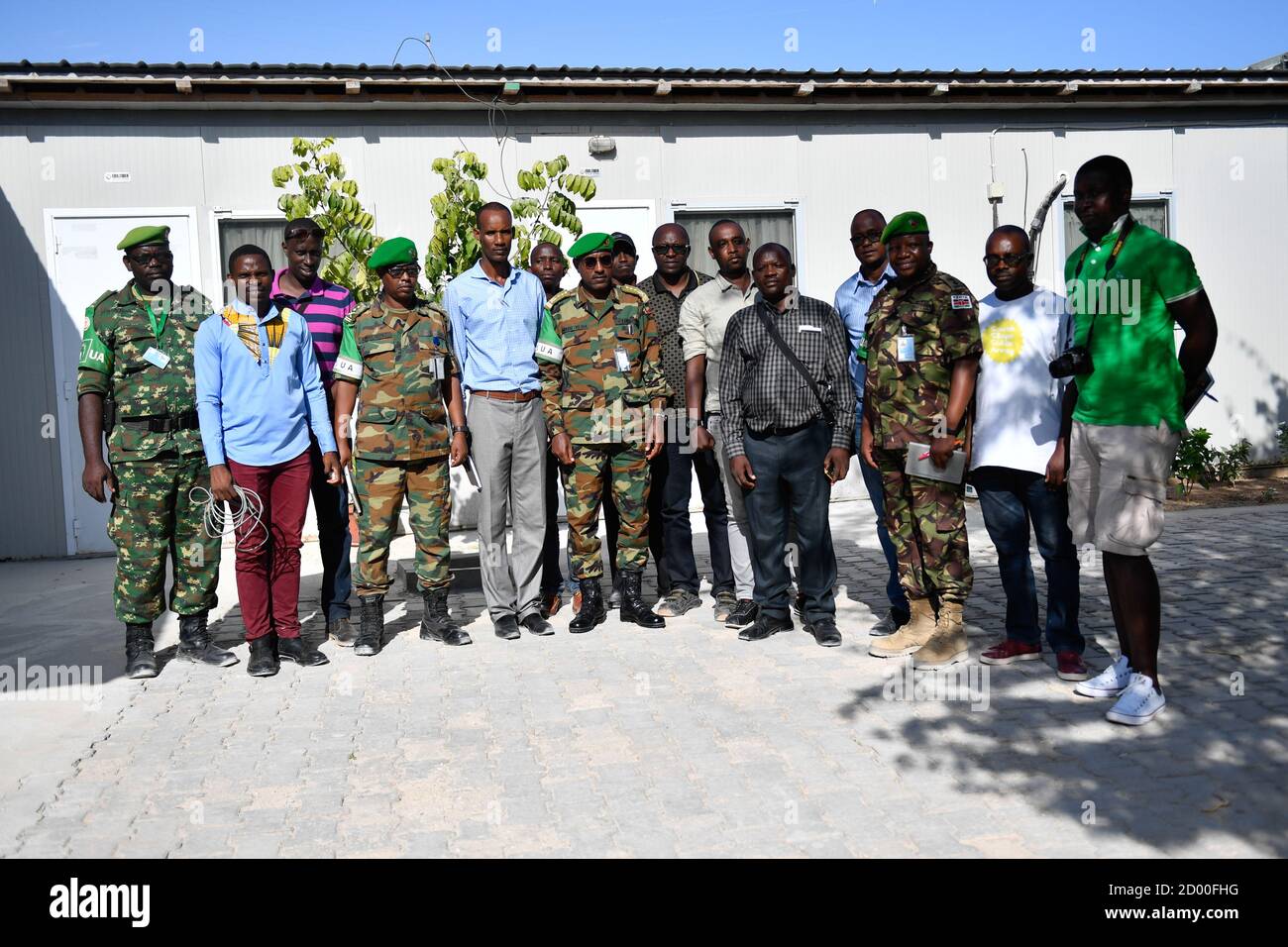 AMISOM Force Commander Lt. Gen. Tigabu Yilma poses for a group photo ...