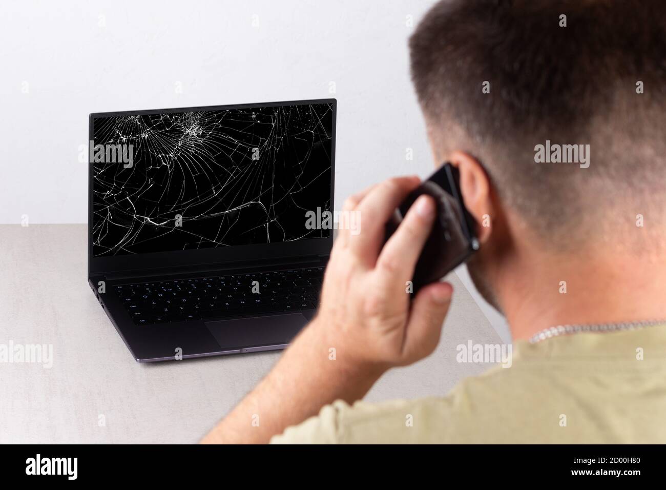 Office punch laptop screen hi-res stock photography and images - Alamy