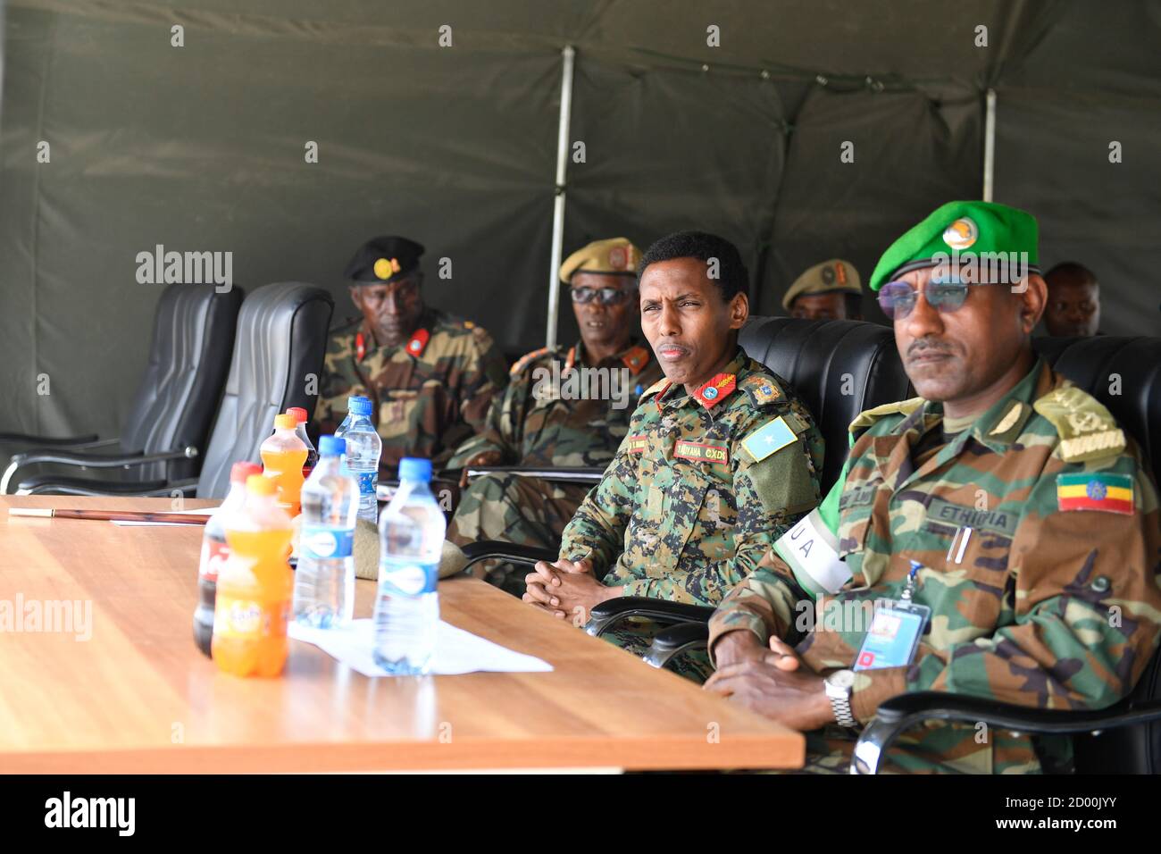 AMISOM Force Commander Lt. Gen. Tigabu Yilma and Somalia Chief of ...