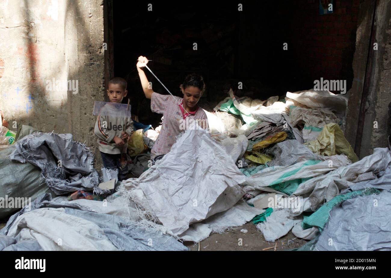 Zabbaleen hi-res stock photography and images - Alamy