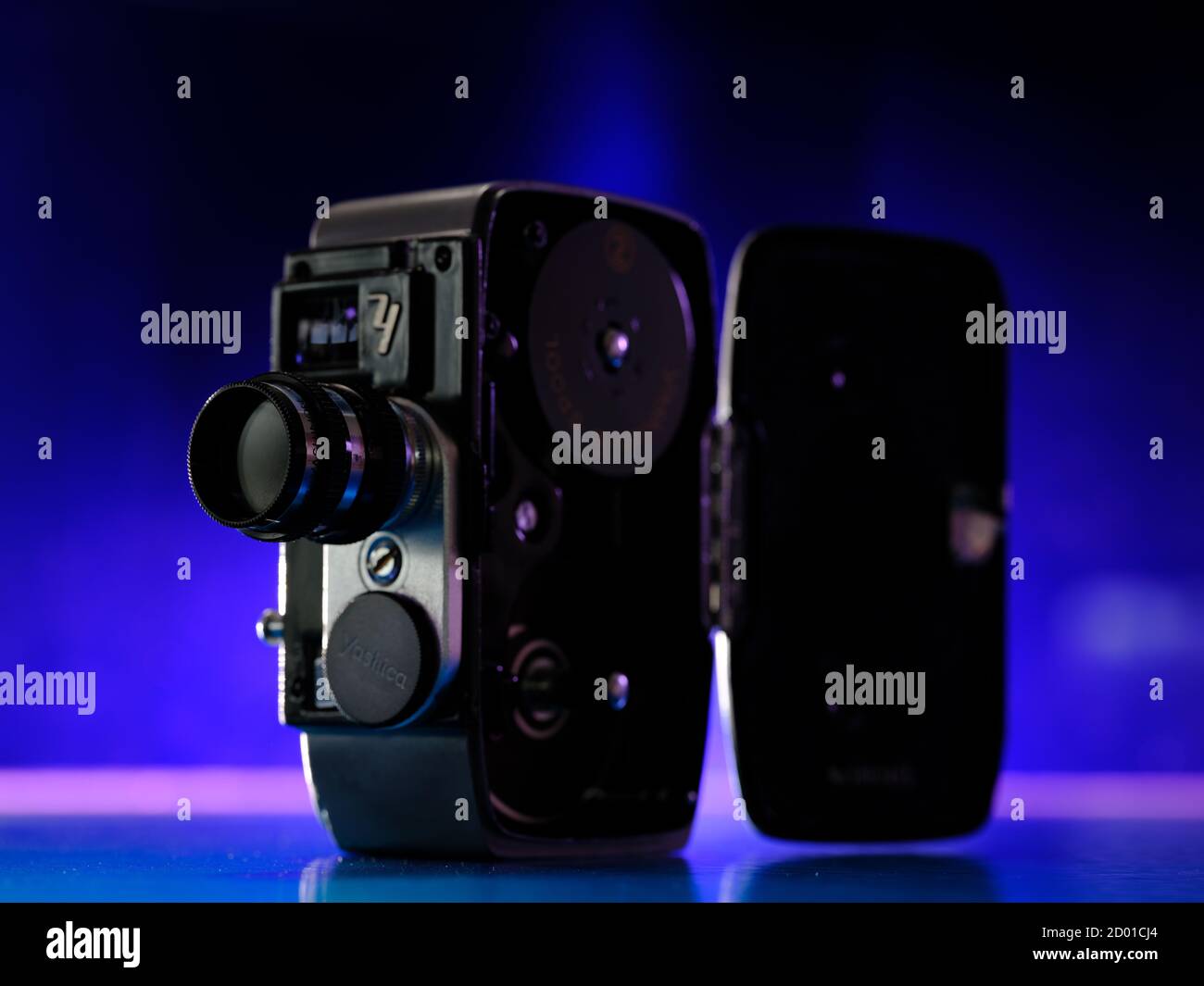 Vintage Retro Yashica Clockwork 8 Cine Movie Motion picture camera ...