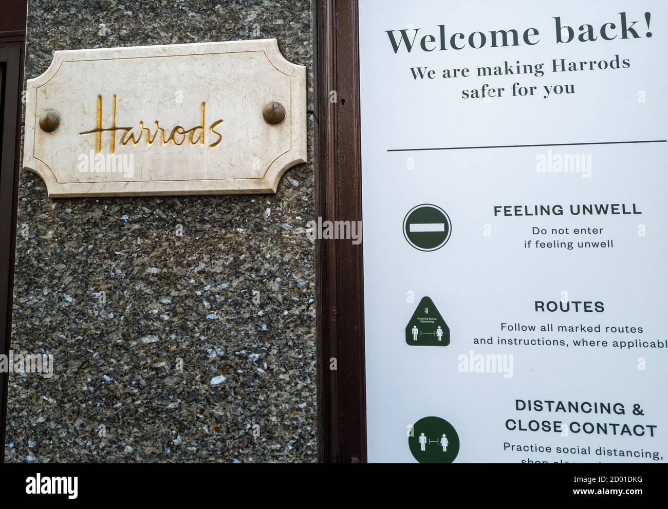 Harrods ltd logo hi-res stock photography and images - Alamy