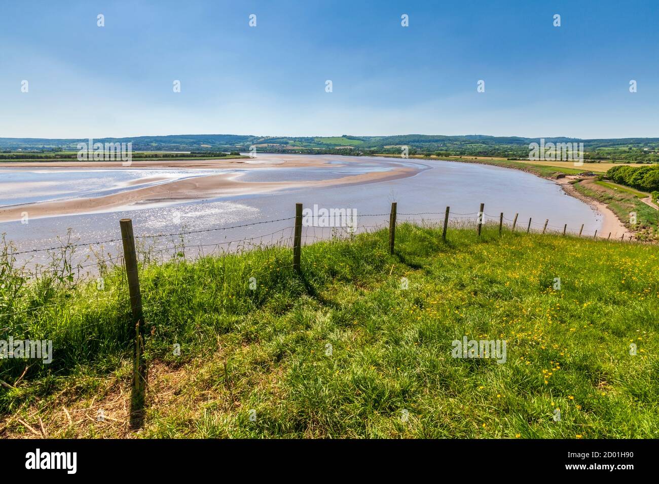 Low cliff hi-res stock photography and images - Alamy