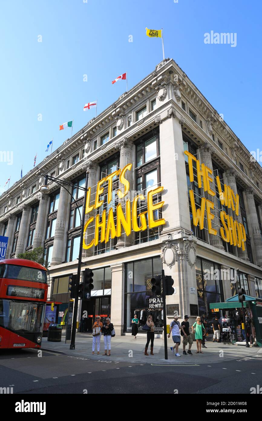 Selfridges building london exterior hi-res stock photography and images ...