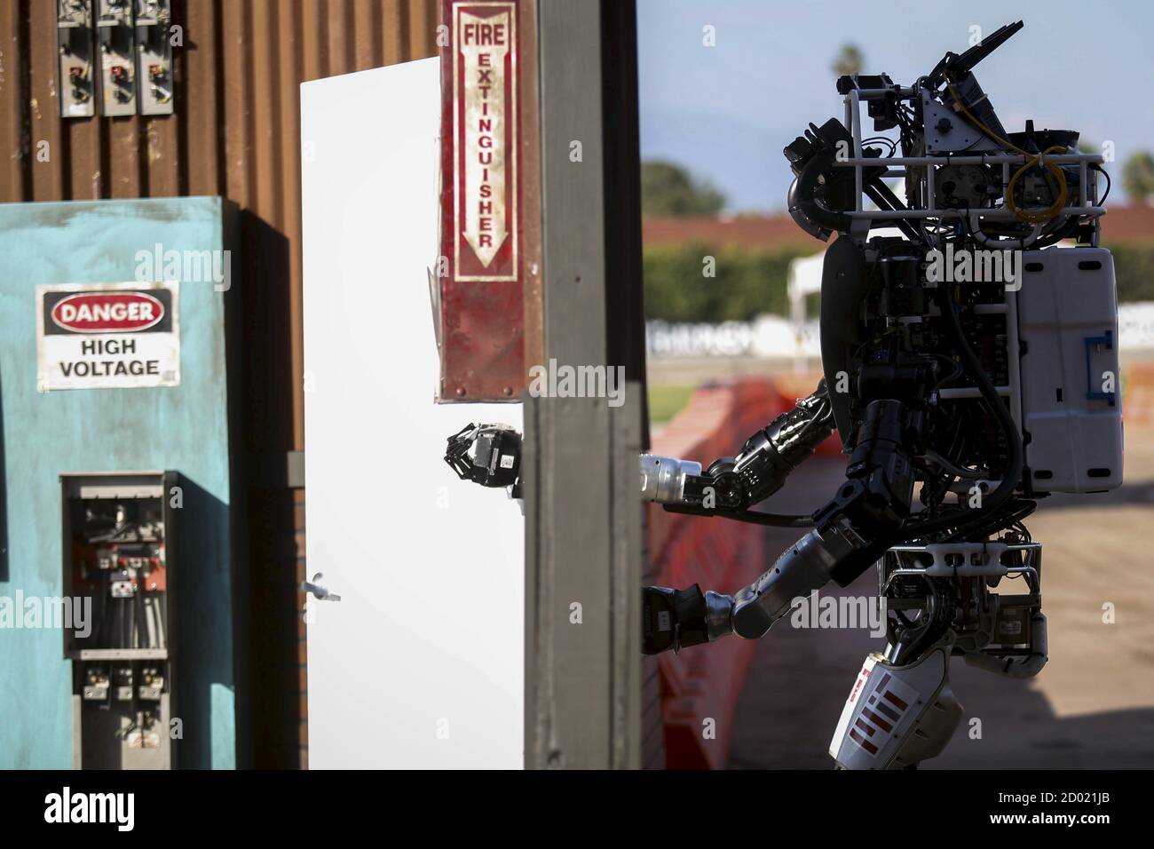 Boston dynamics robot atlas hi-res stock photography and images - Alamy