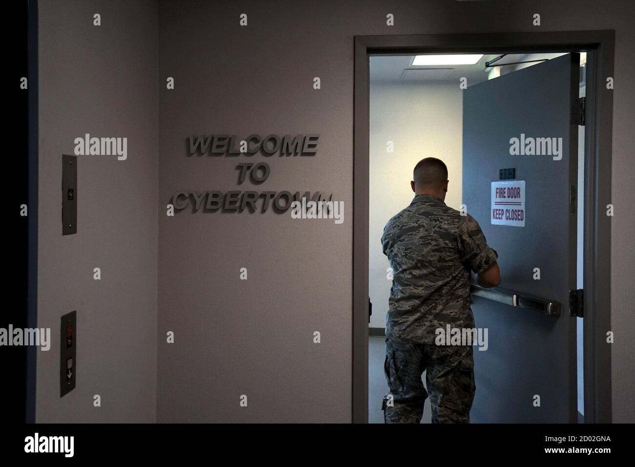 561st network operations squadron hi-res stock photography and images ...