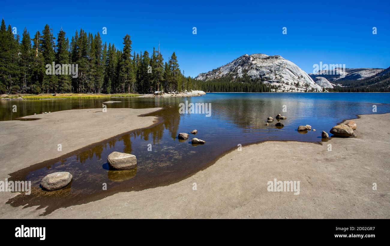 Tenaya Lake, Yosemite National Park, California Stock Photo - Alamy