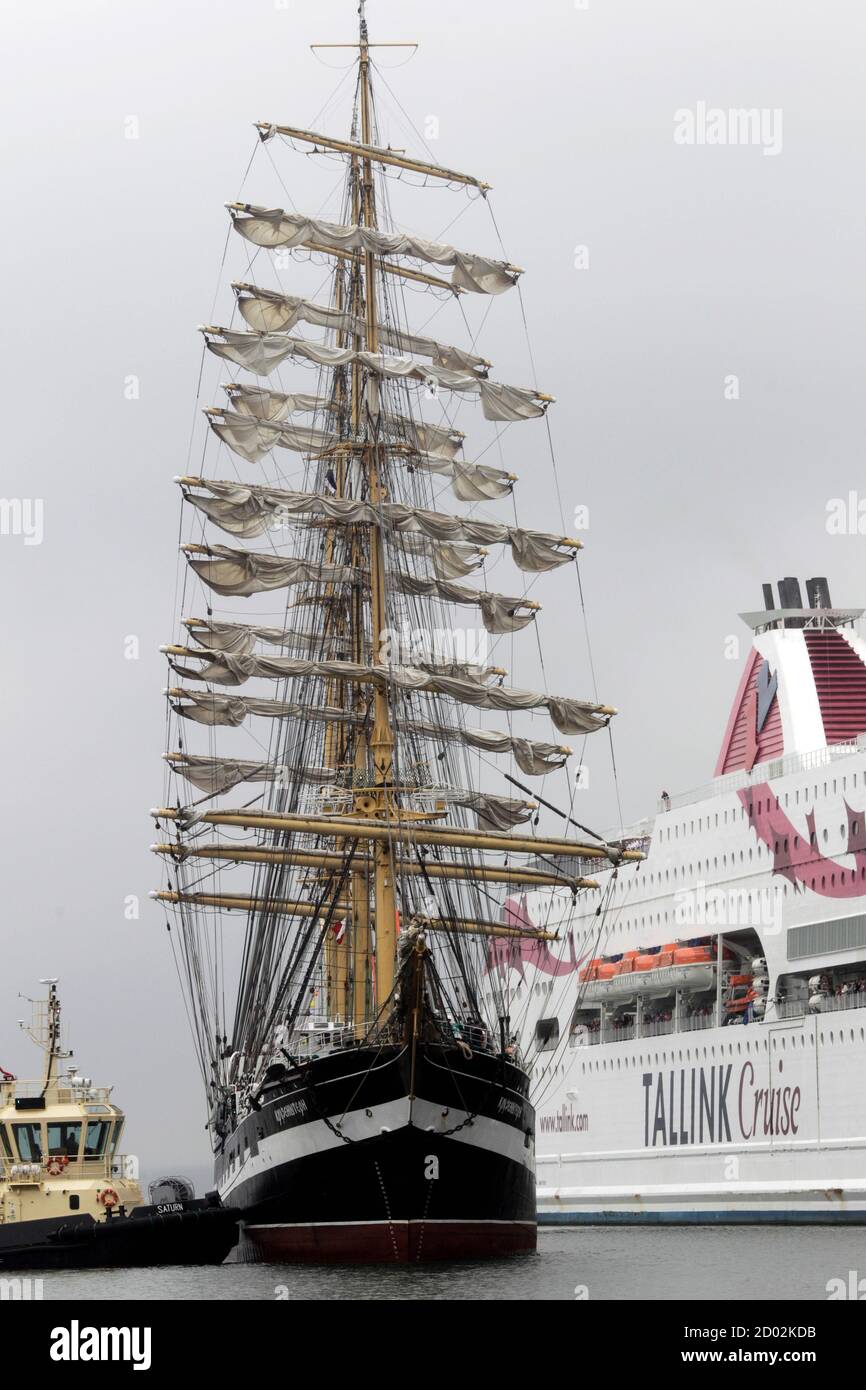 Von krusenstern hi-res stock photography and images - Alamy