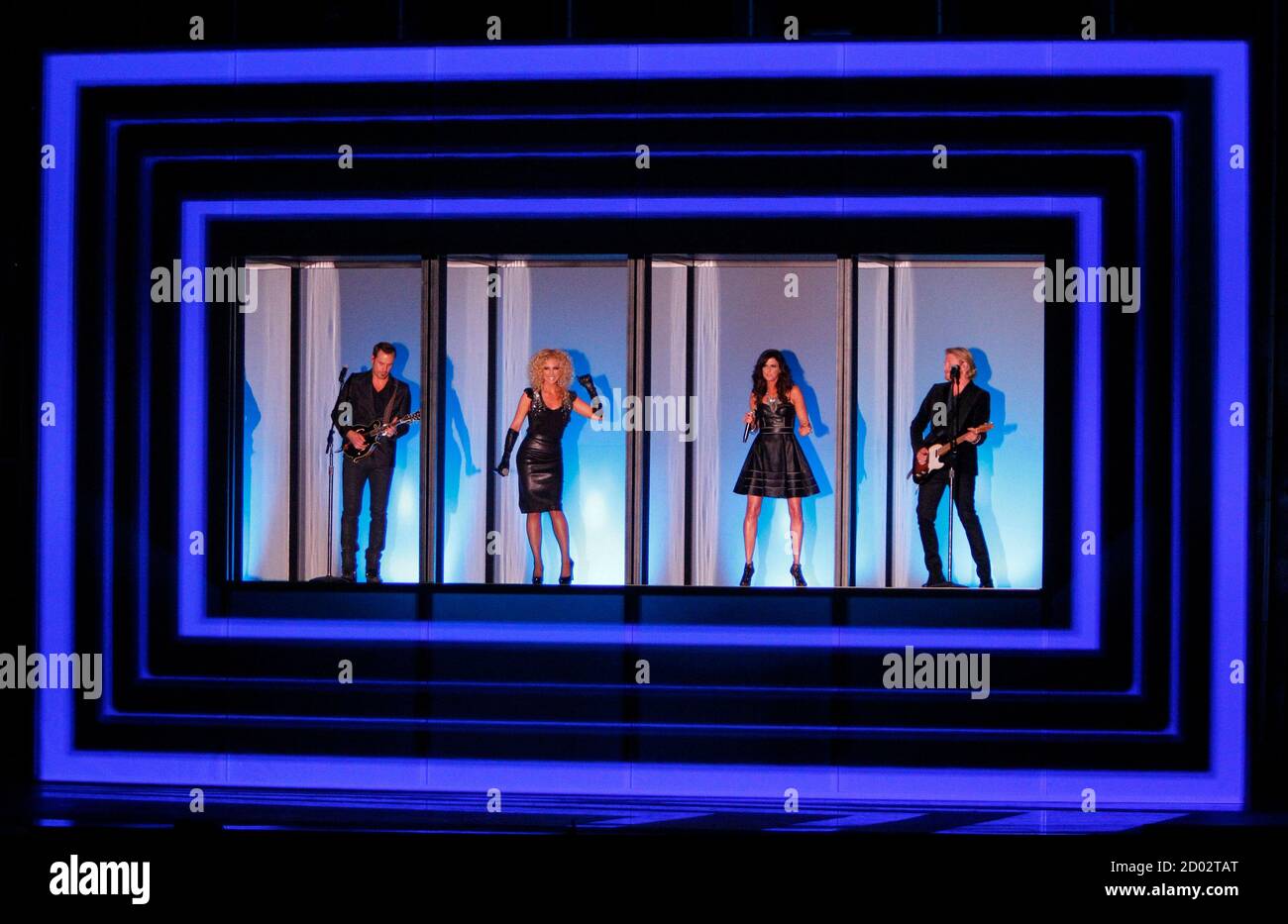 Little big town pontoon hi-res stock photography and images - Alamy