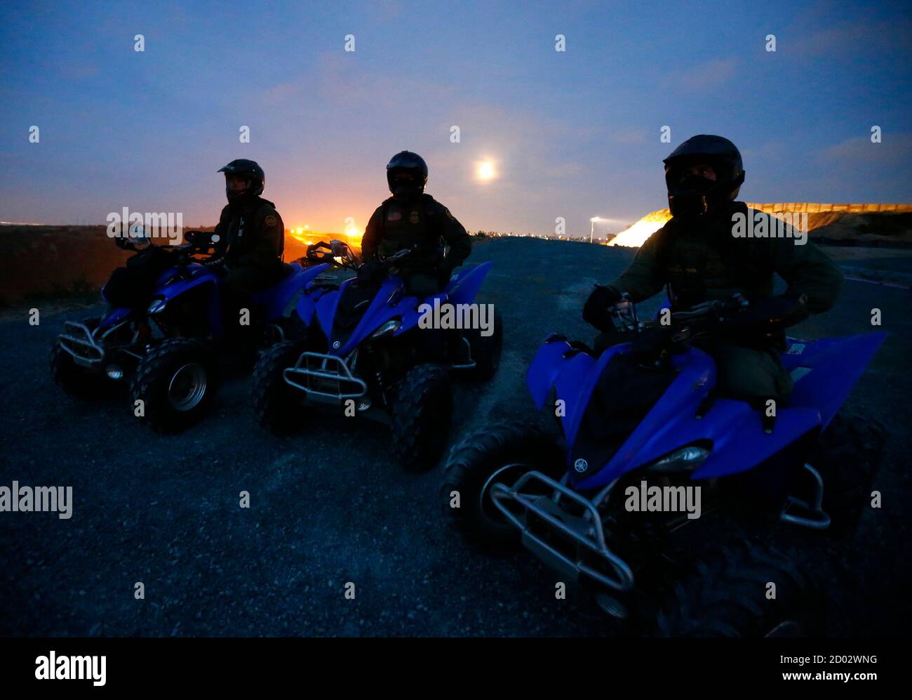 Yackel hi-res stock photography and images - Alamy