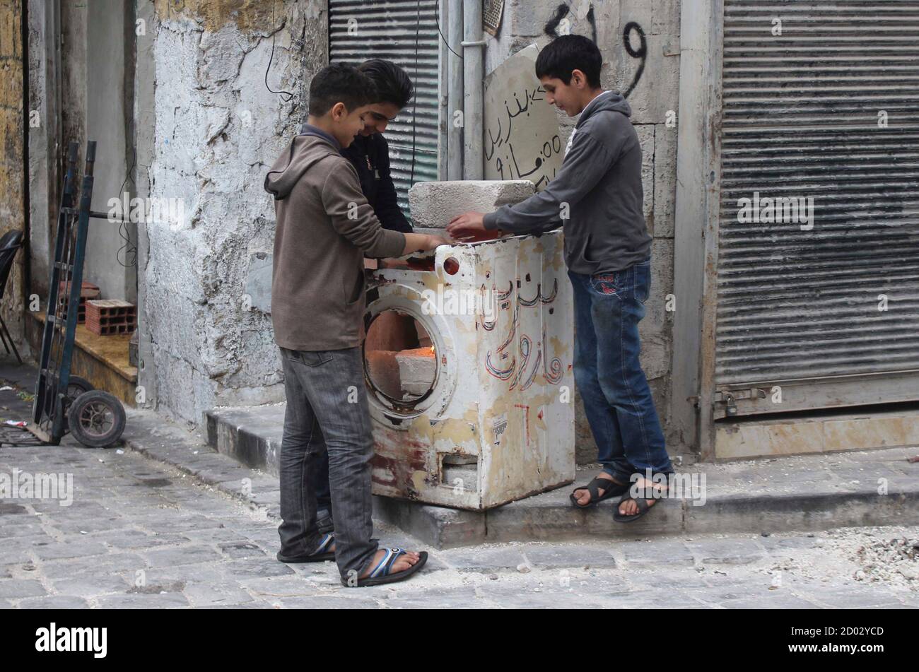 Washing machine fire hi-res stock photography and images - Alamy