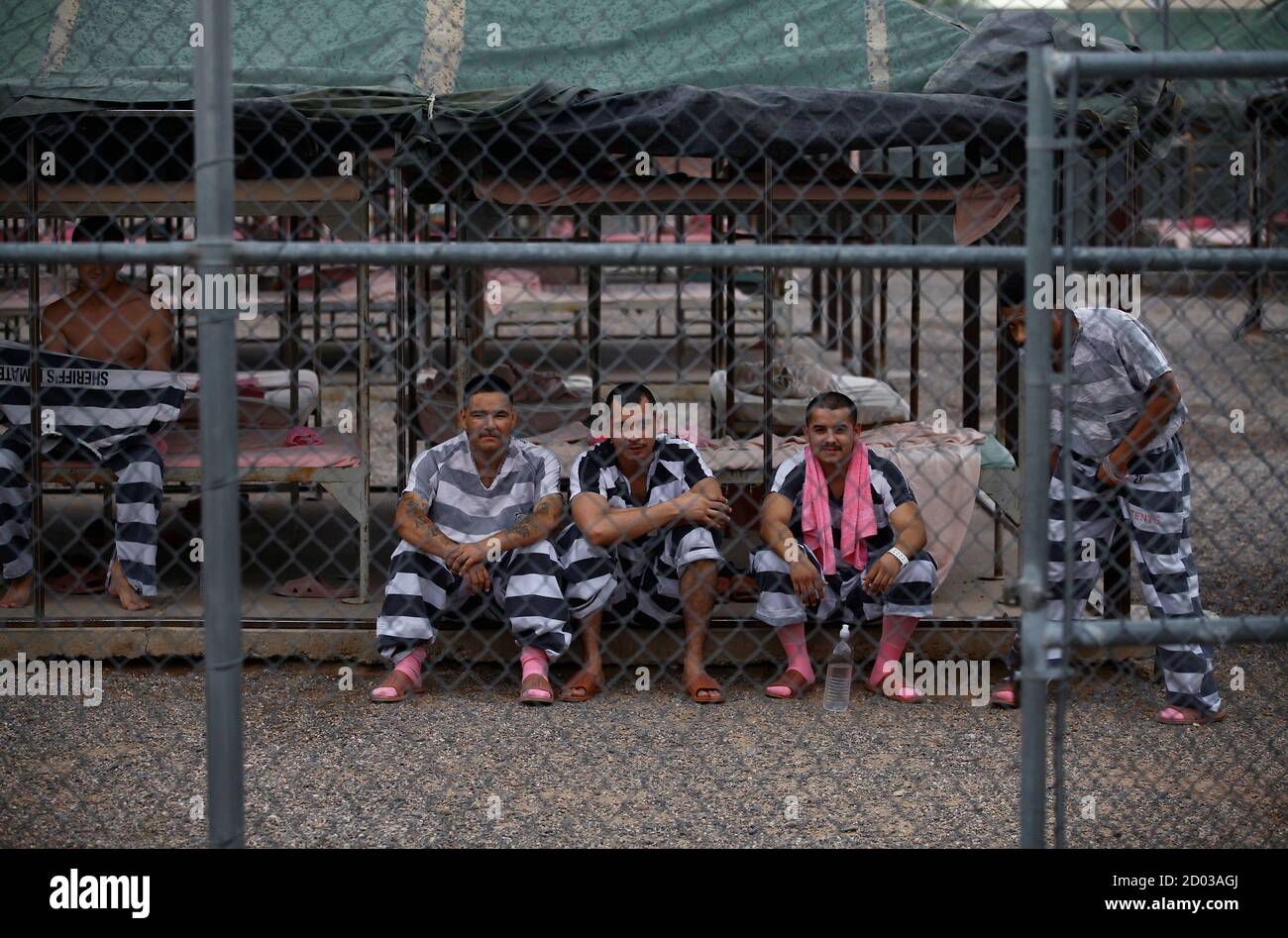 Sheriff jail with inmates hi-res stock photography and images - Alamy
