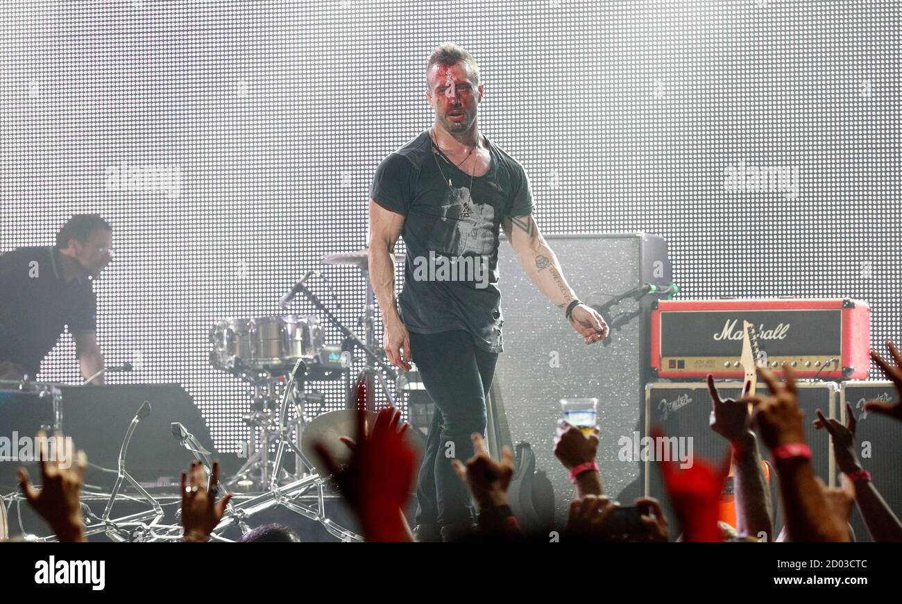 Escape plan 2 hi-res stock photography and images - Alamy