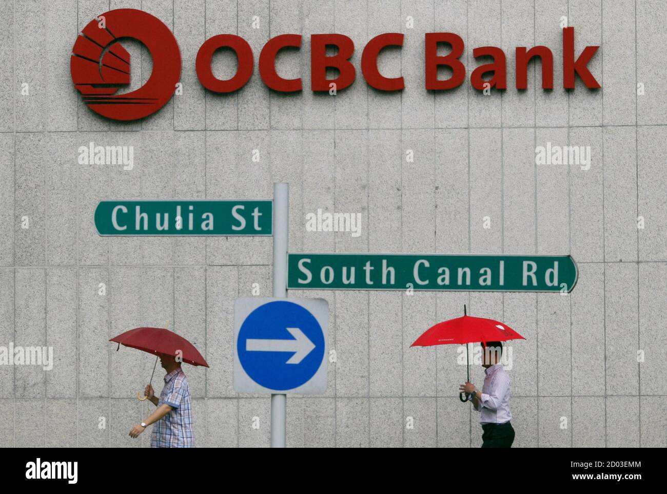 Ocbc bank building hi-res stock photography and images - Alamy