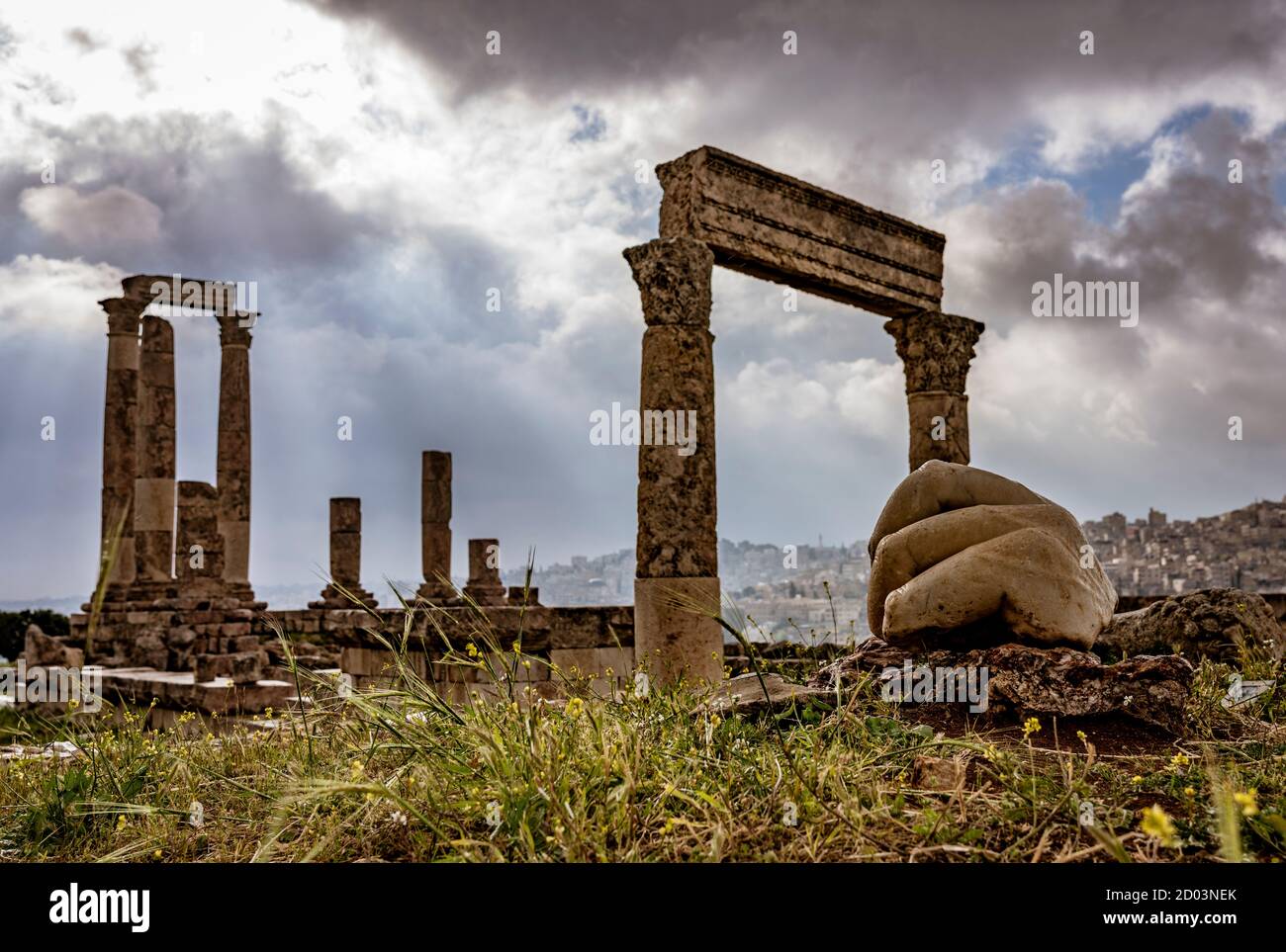 Hand of Hercules Statue in Amman, Jordan Stock Photo - Alamy