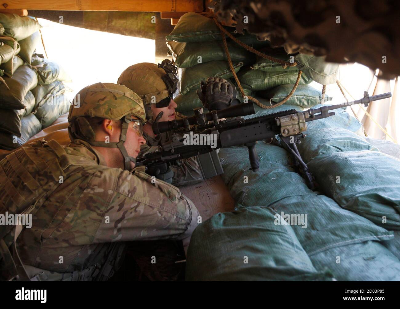 M14 battle enhanced rifle hi-res stock photography and images - Alamy