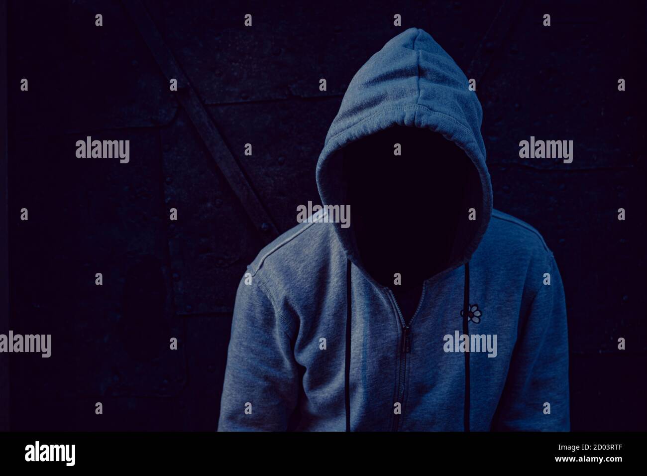 Man in hoodie no face hi-res stock photography and images - Alamy