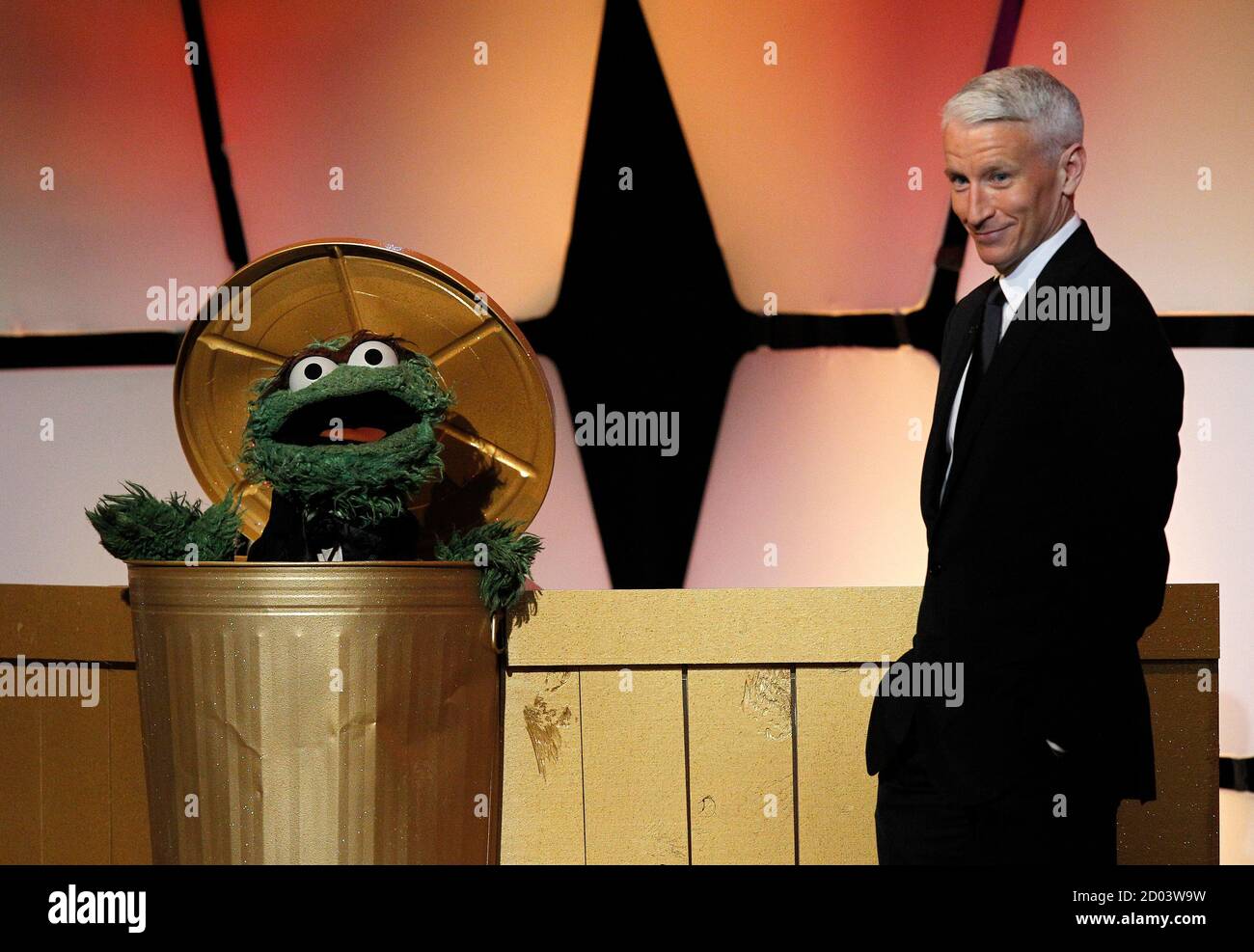 Oscar the grouch hi-res stock photography and images - Alamy