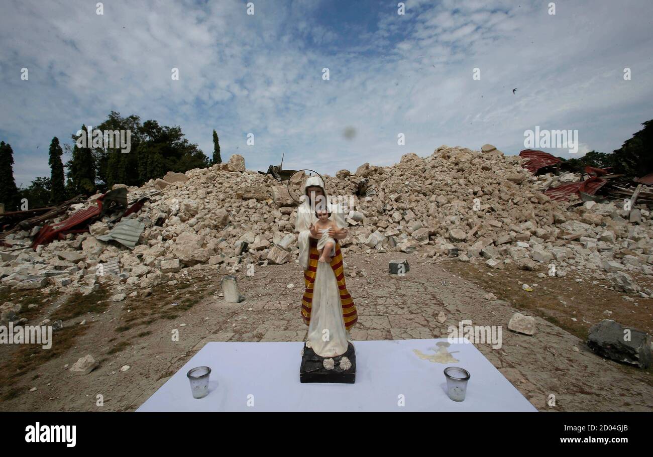 Bohol quake hi-res stock photography and images - Alamy