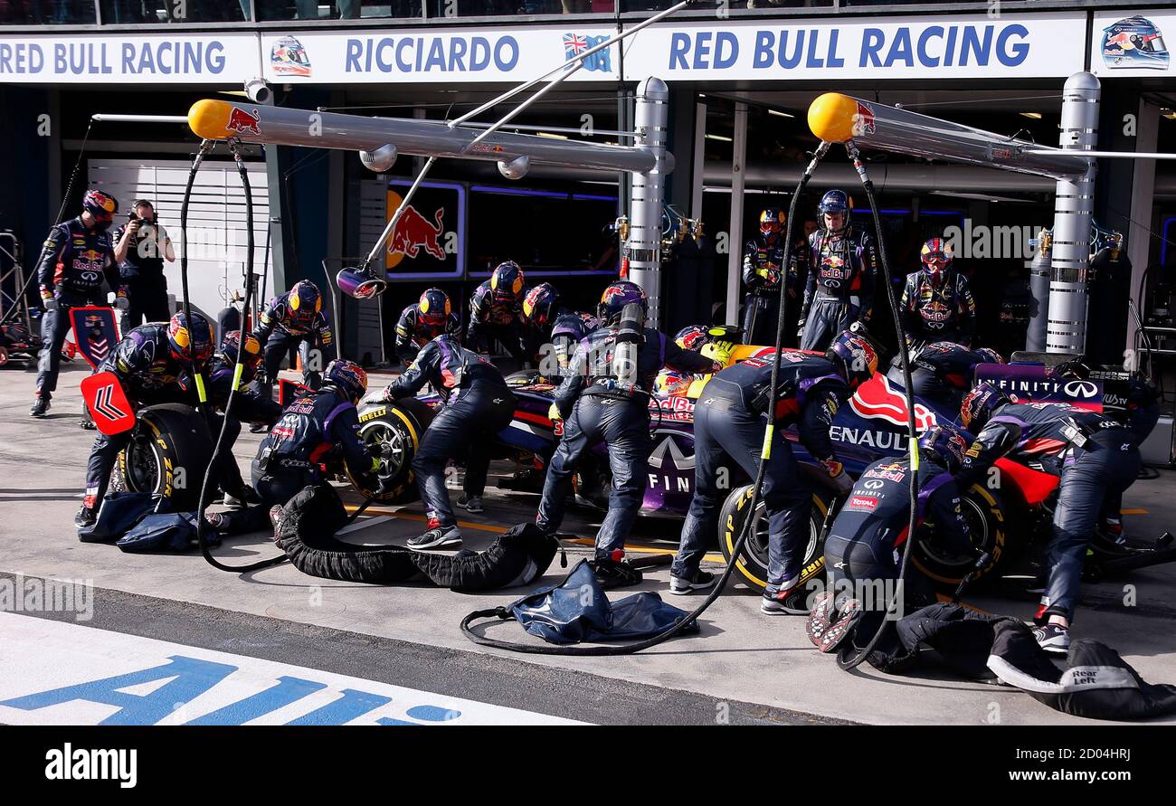Red Bull F1 Pit Stop High Resolution Stock Photography and Images - Alamy