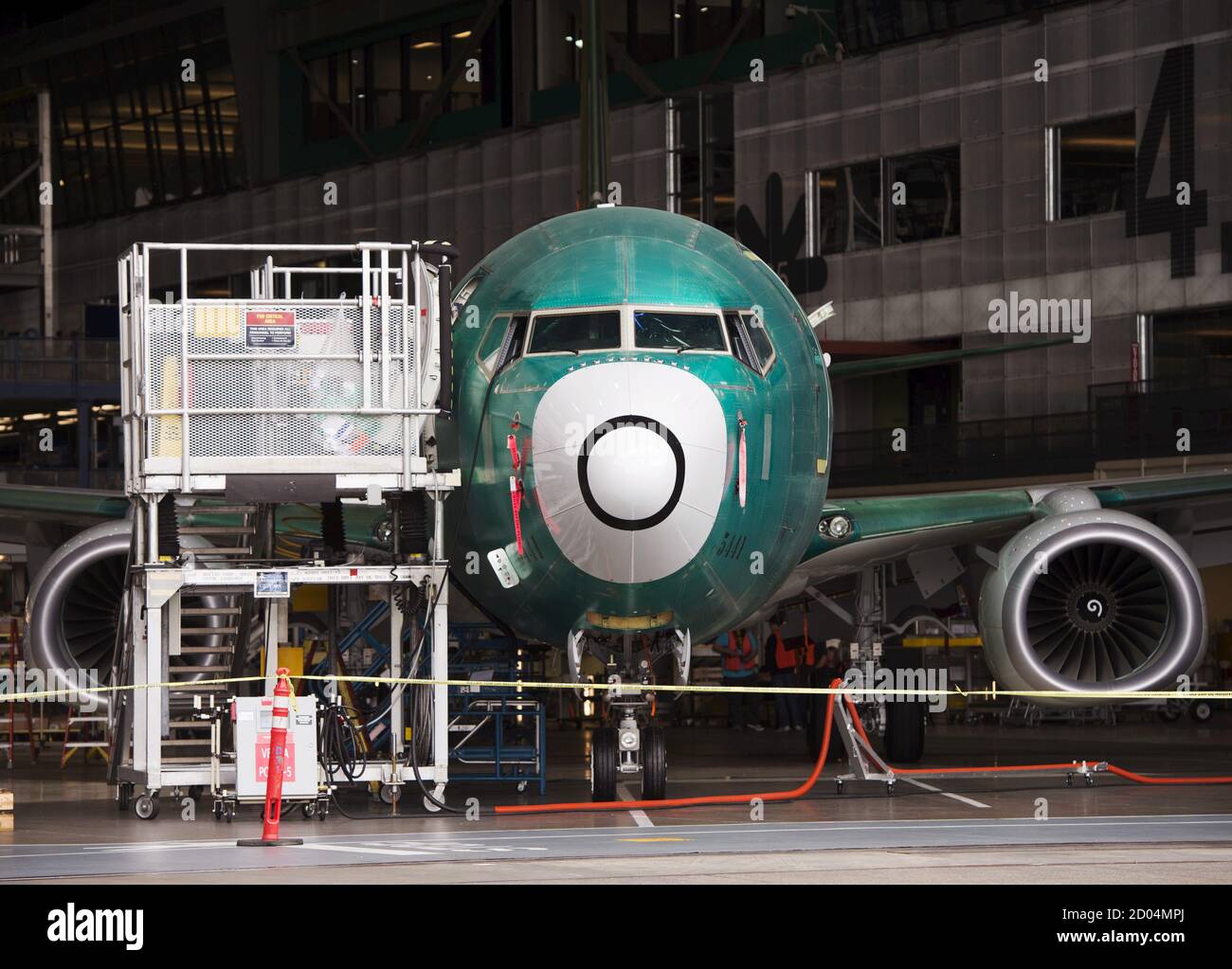 Boeing 737 airplane factory hi-res stock photography and images - Alamy