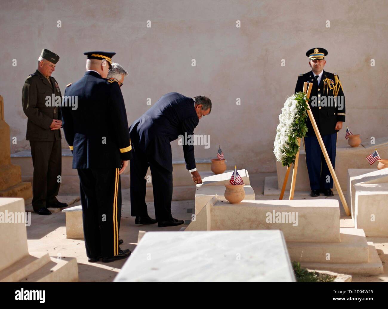U s army general carter ham hi-res stock photography and images - Alamy