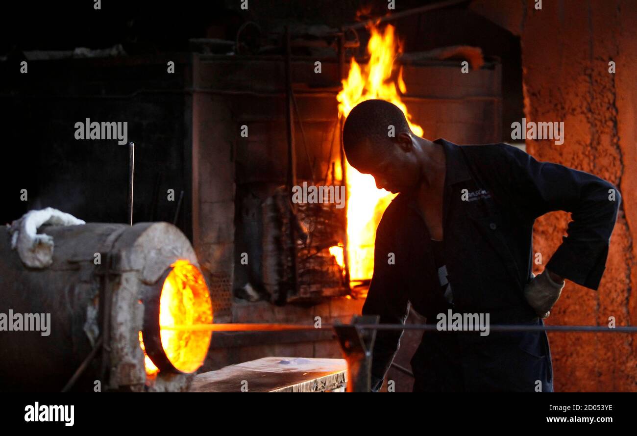 Kitengela glass hi-res stock photography and images - Alamy