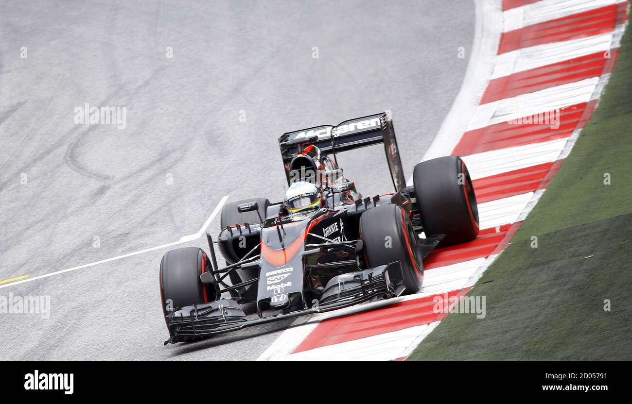 Red bull honda formula 1 hi-res stock photography and images - Alamy