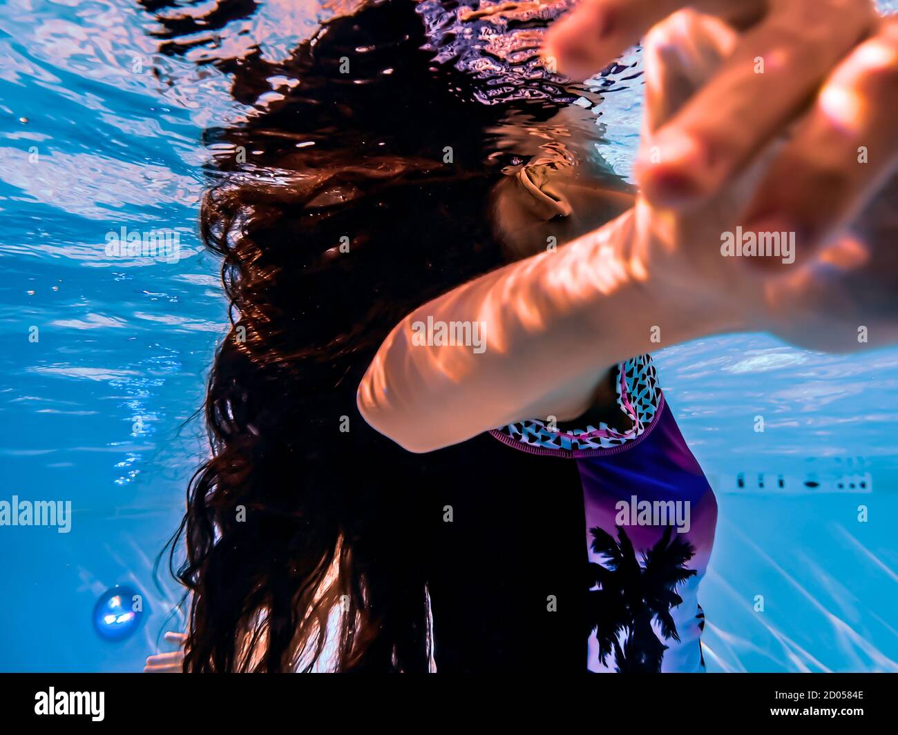 Flowing reflections water hi-res stock photography and images - Alamy