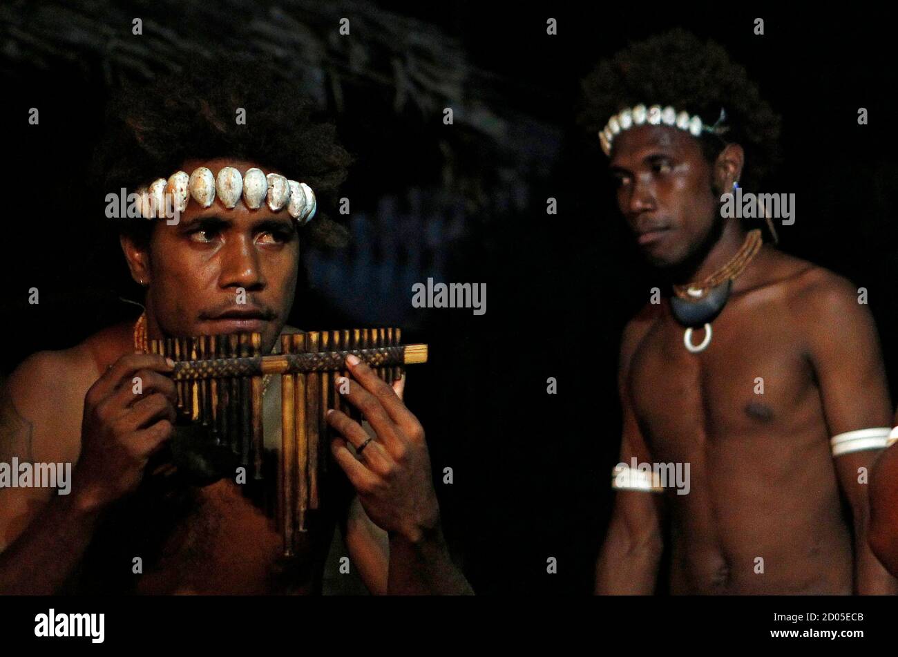 Dance solomon hi-res stock photography and images - Alamy