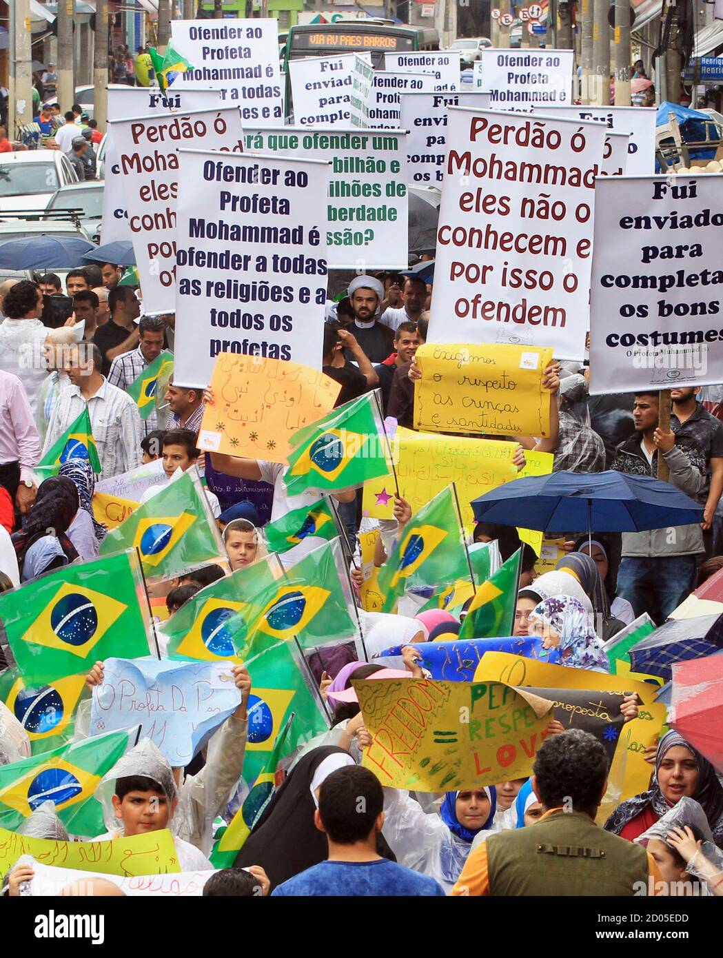 Brazilian muslims hi-res stock photography and images - Alamy