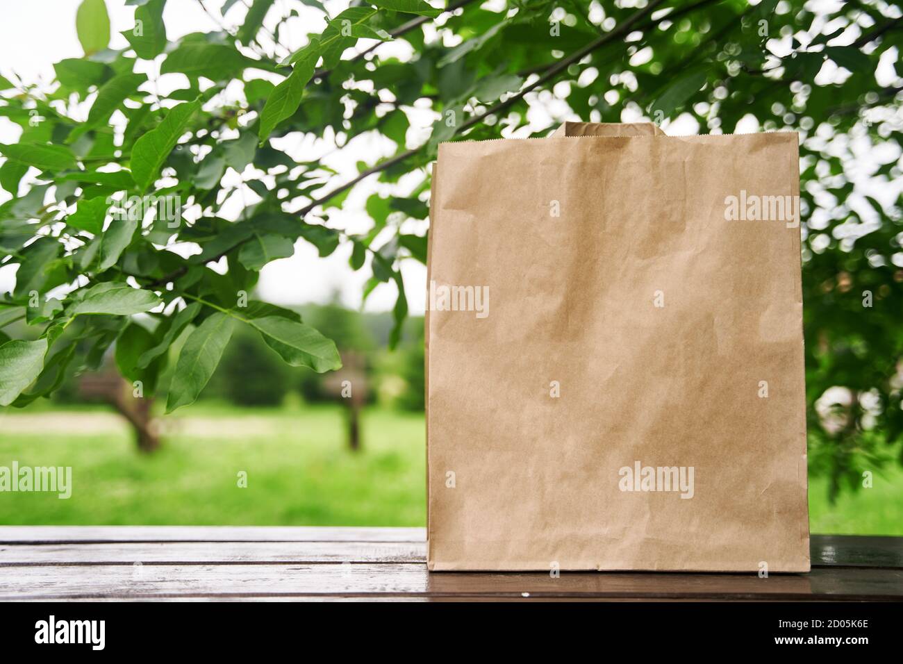 Bag stands hi-res stock photography and images - Alamy