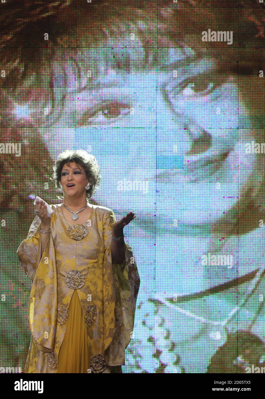 Algerian Singer High Resolution Stock Photography and Images - Alamy