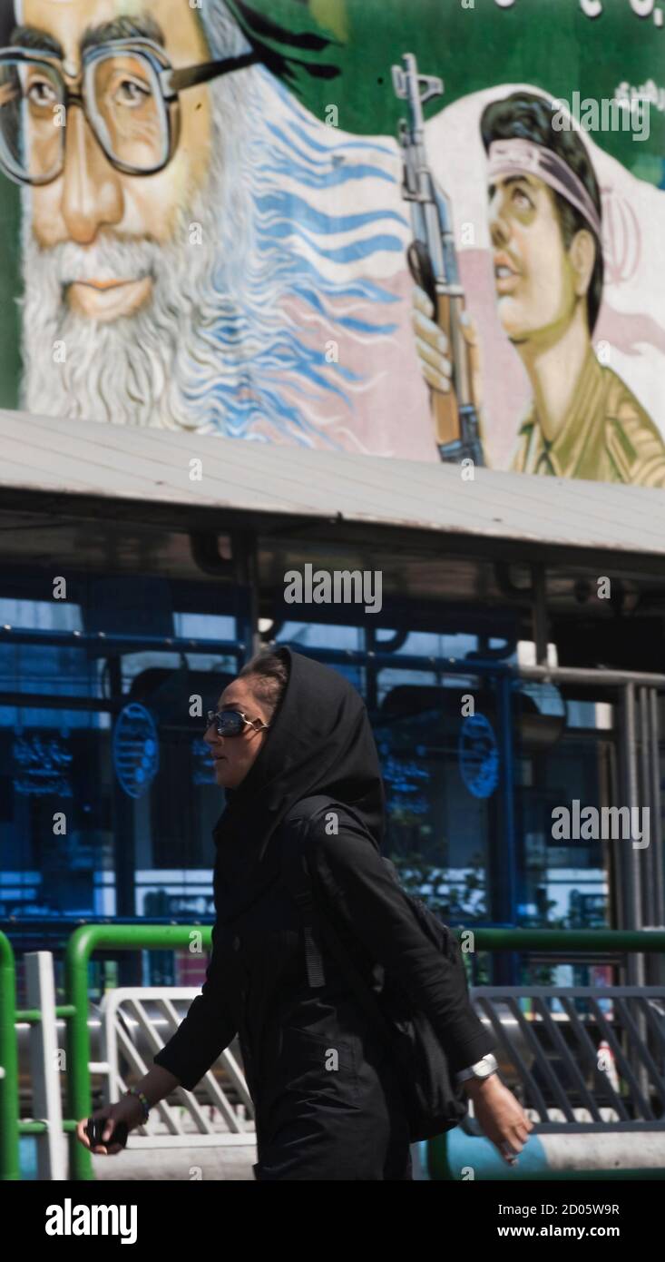 Ayatollah Ali Khamenei Portrait High Resolution Stock Photography and ...