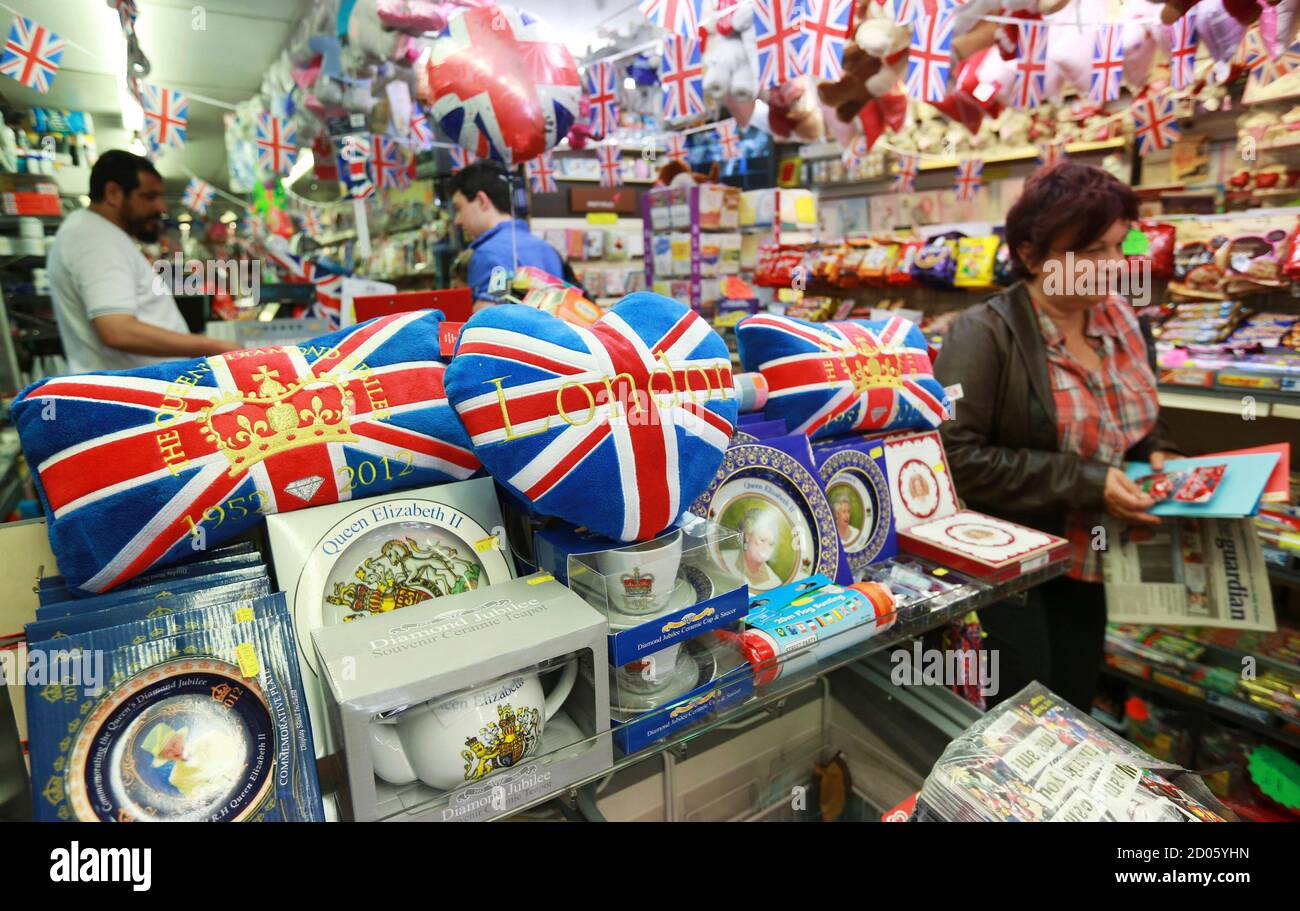 Jubilee decorations hi-res stock photography and images - Alamy