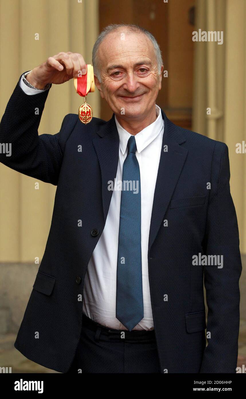 Central london investiture ceremony hi-res stock photography and images ...