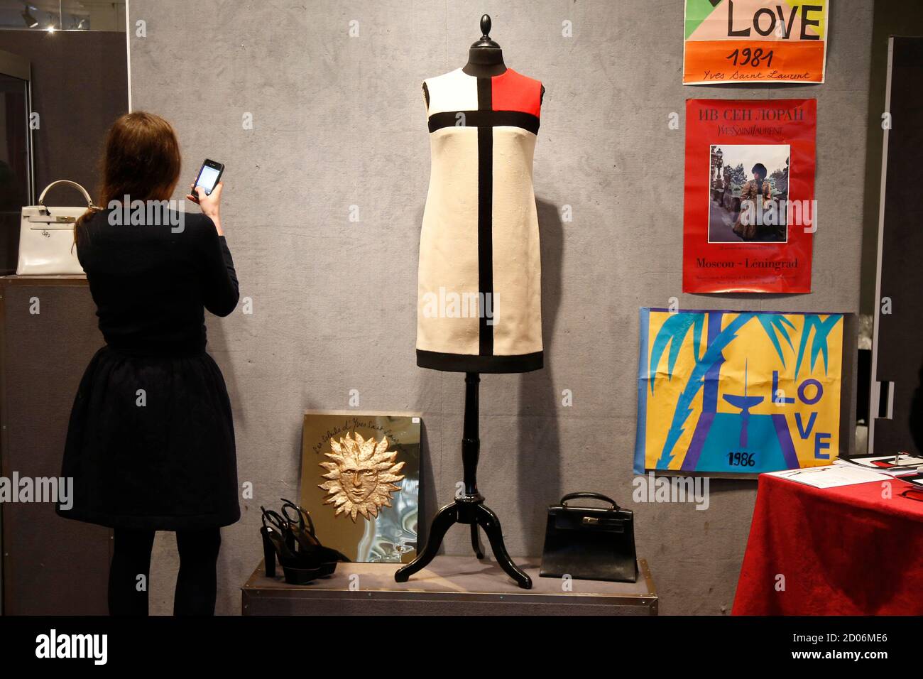 Mondrian dress yves saint laurent hi-res stock photography and images ...