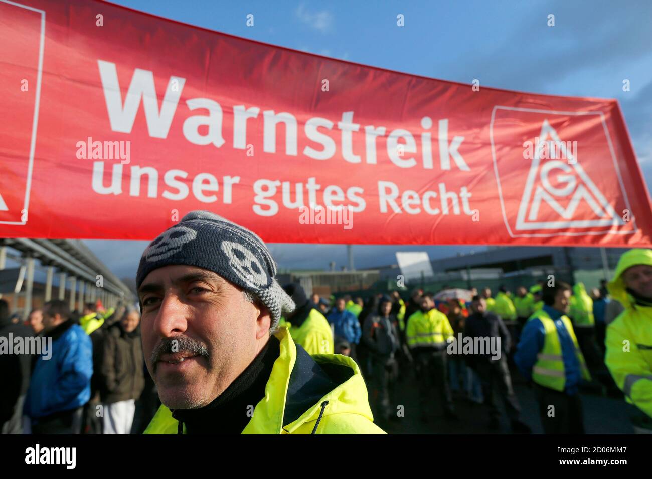 Igm financial hi-res stock photography and images - Alamy